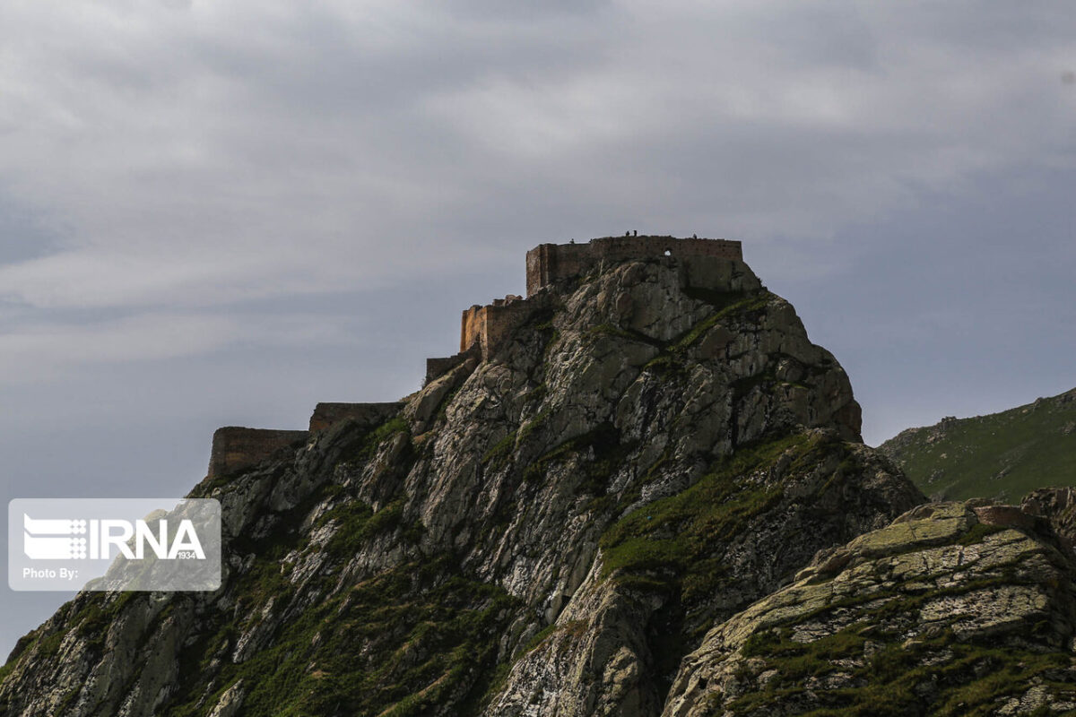 Historical Fort Of Babak In Northwestern Iran - Iran Front Page