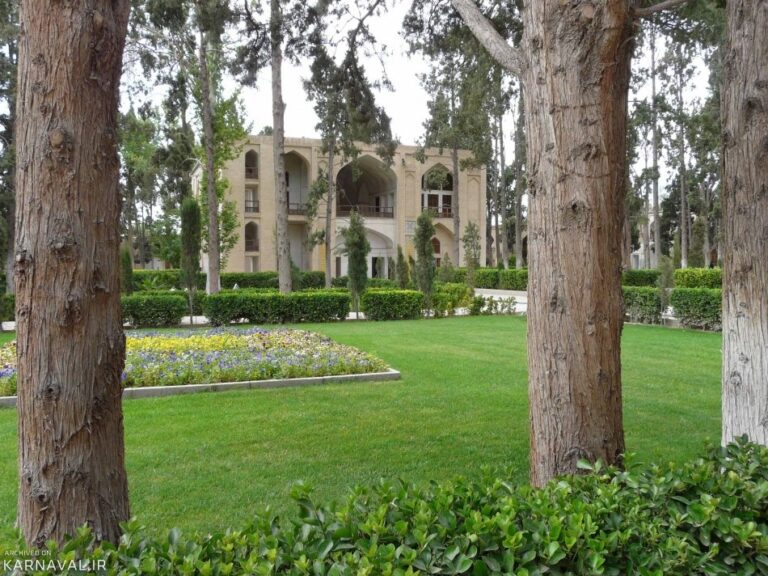 Fin Garden: Historical Attraction Of Iran's Kashan - Iran Front Page