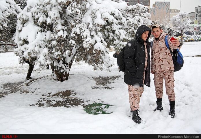 Photos Of Tehran Blanketed In Heavy Snow