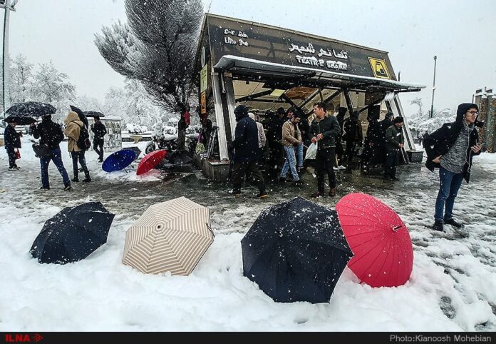 Photos Of Tehran Blanketed In Heavy Snow
