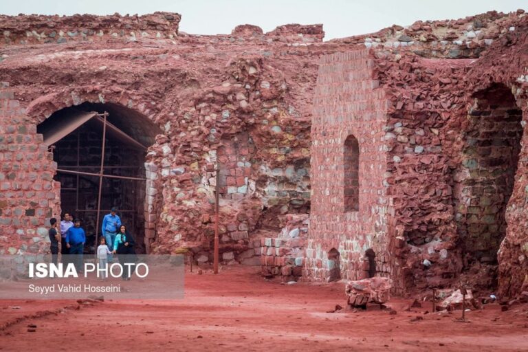 Iran’s Beauties In Photos: Portuguese Castle In Hormuz Island