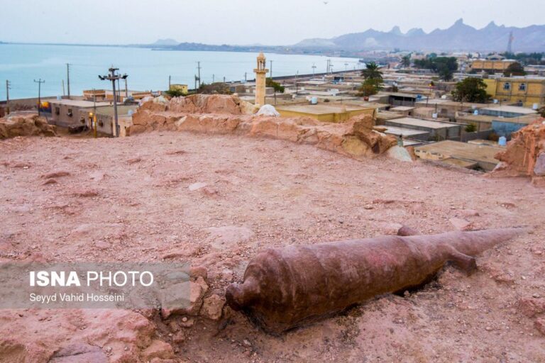 Iran’s Beauties In Photos: Portuguese Castle In Hormuz Island