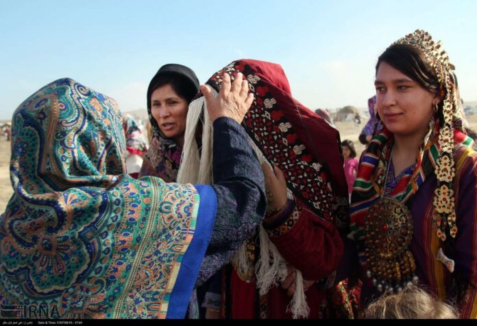 Eight Turkmen Couples Hold Joint Wedding in Traditional Style | Iran ...