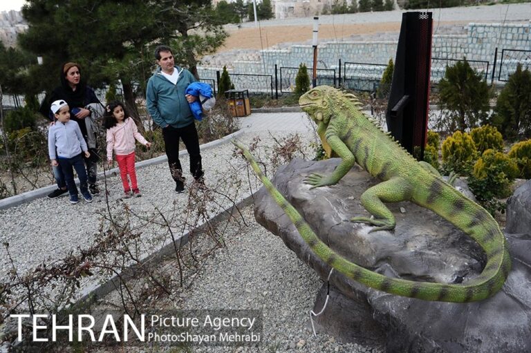 Giant Insects Park Launched In Tehran - Iran Front Page