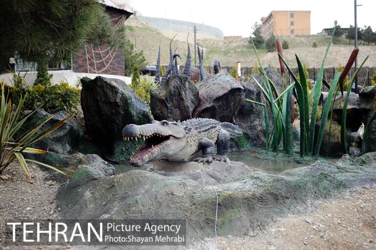 Giant Insects Park Launched In Tehran - Iran Front Page