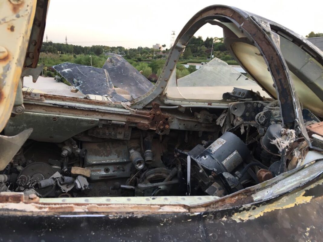 ISIS Weapons, Equipment On Show In Tehran - Iran Front Page