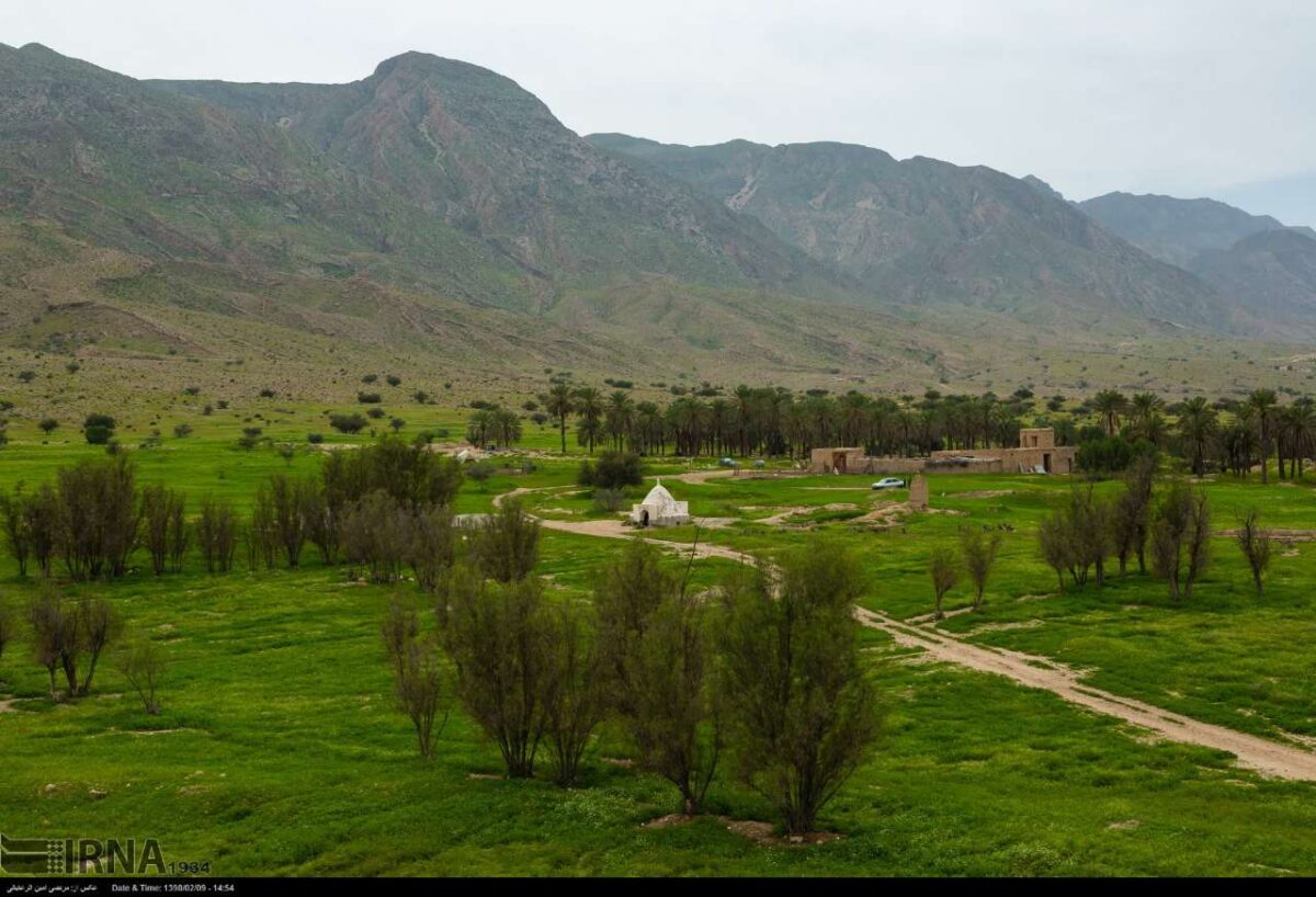 Iran’s Beauties In Photos: Traditional Reservoirs Of Larestan - Iran ...