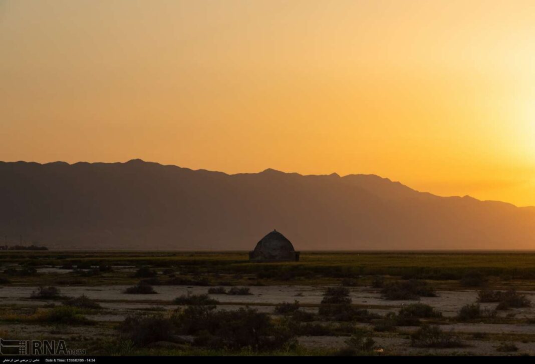 Iran’s Beauties In Photos: Traditional Reservoirs Of Larestan - Iran ...