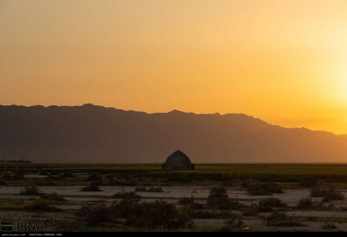 Iran’s Beauties In Photos: Traditional Reservoirs Of Larestan - Iran ...
