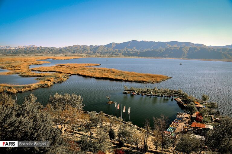 Iran’s Beauties In Photos: Zrebar Lake - Iran Front Page