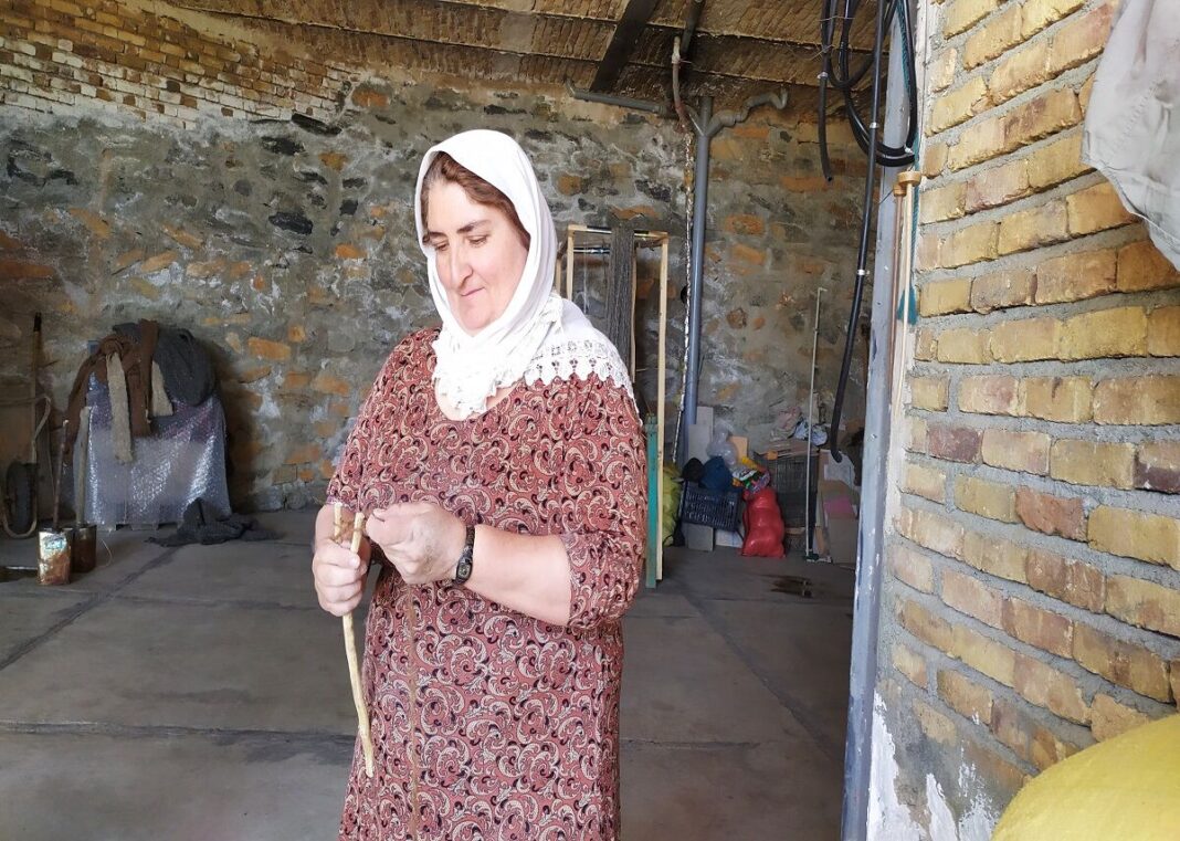 Pastak & Shawl Weaving; Ancient Art Of Iran’s Kurdistan - Iran Front Page