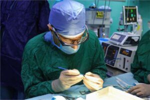 Iranian Specialists Do ‘Tooth In Eye’ Surgery At Farabi Hospital - Iran ...