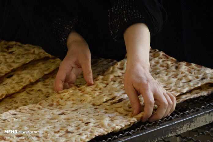 Sangak | Iranian Sangak Bread - Iran Front Page