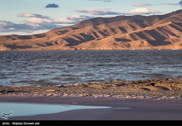 Iran’s Beauties In Photos: Urmia Lake In Spring - Iran Front Page