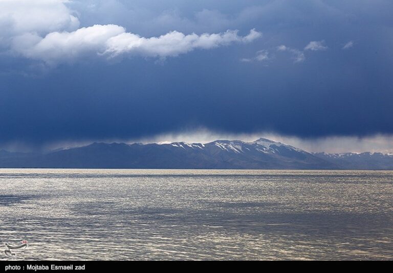 Iran’s Beauties In Photos: Urmia Lake In Spring - Iran Front Page