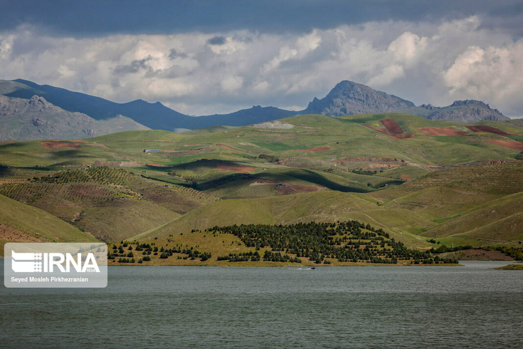 Iran's Beauties In Photos: Vahdat Dam Of Kurdistan - Iran Front Page