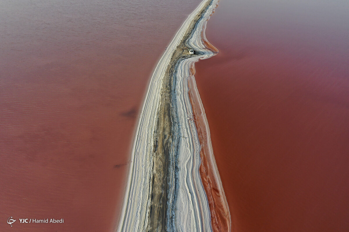 Iran In Photos: Water In Howz Soltan Lake Turns Red - Iran Front Page