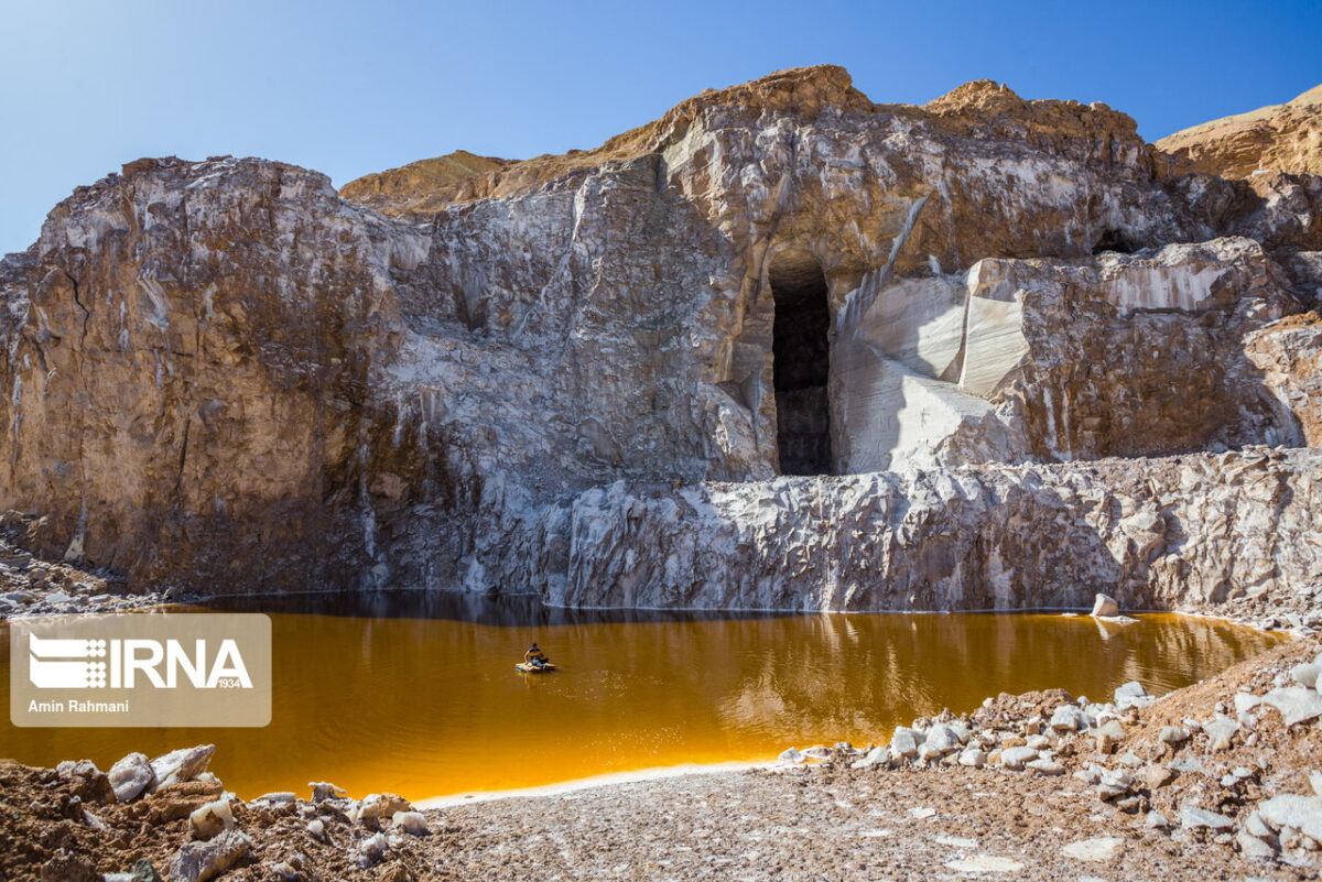Iran’s Beauties In Photos: Salt Mines Of Garmsar - Iran Front Page