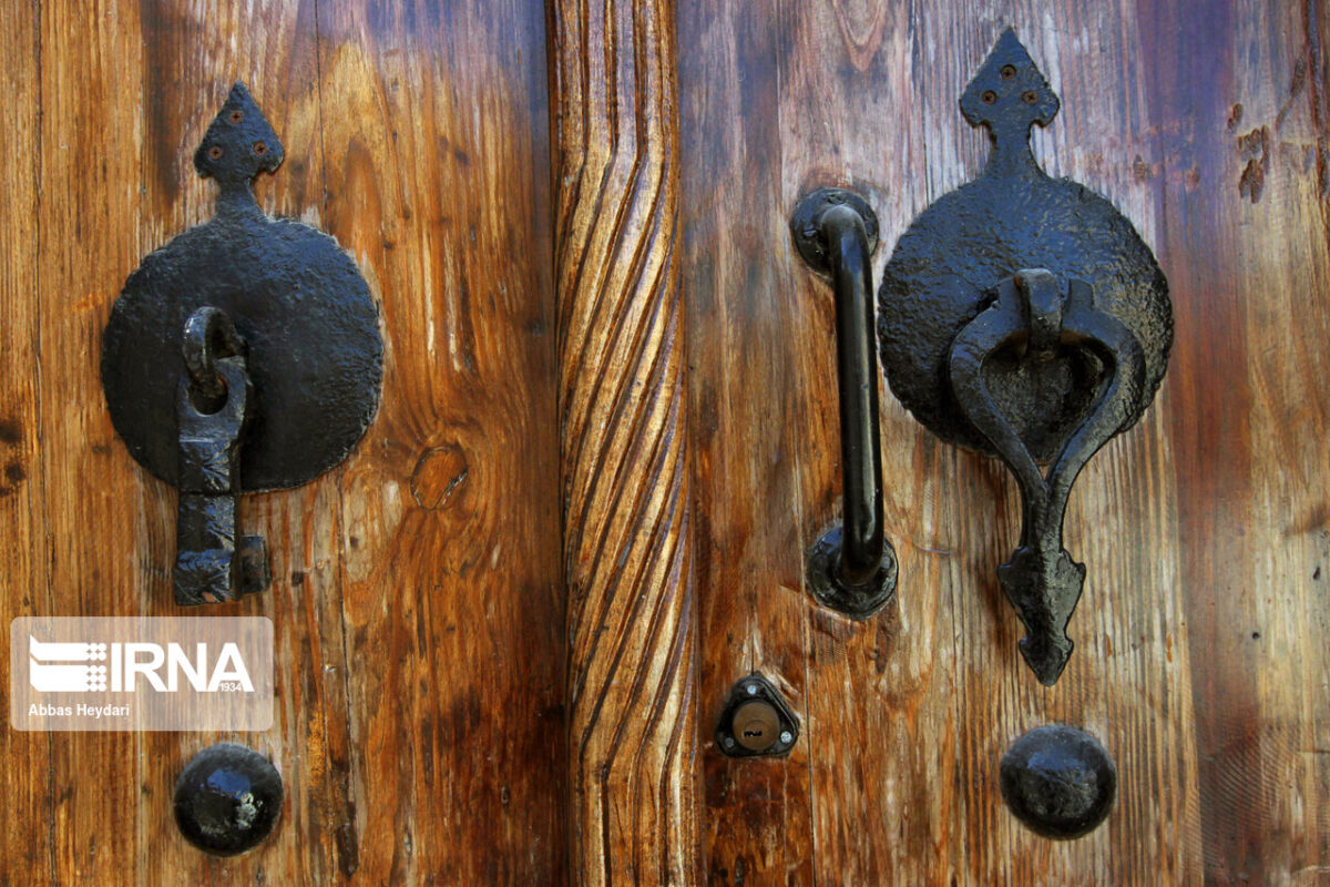 Door Knocker; A Less-Known Part Of Persian Architecture - Iran Front Page