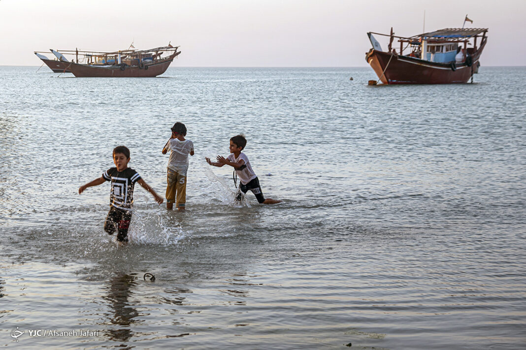 Iran's Beauties In Photos: Shif Island - Iran Front Page