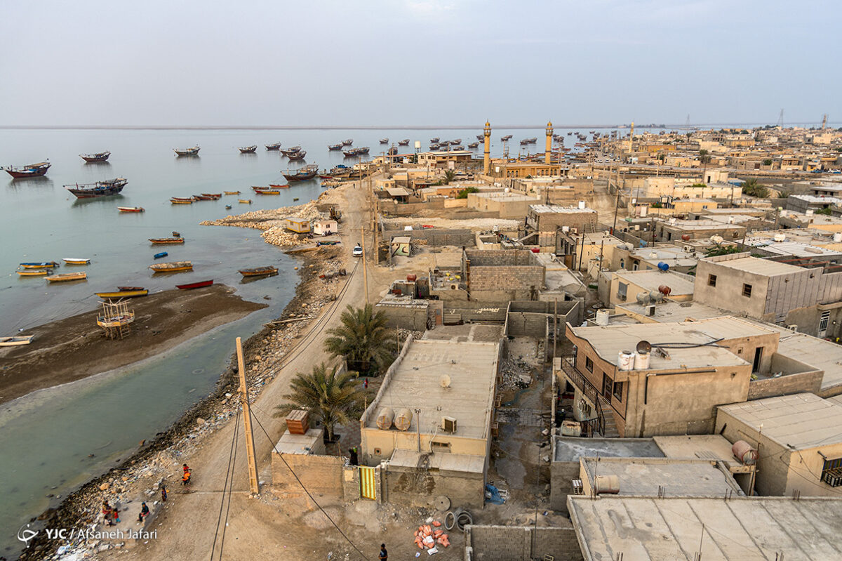 Iran's Beauties In Photos: Shif Island - Iran Front Page