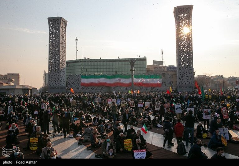 Dey 9 Epic: Iran Marks Anniversary Of 2009 Pro-establishment Rallies ...