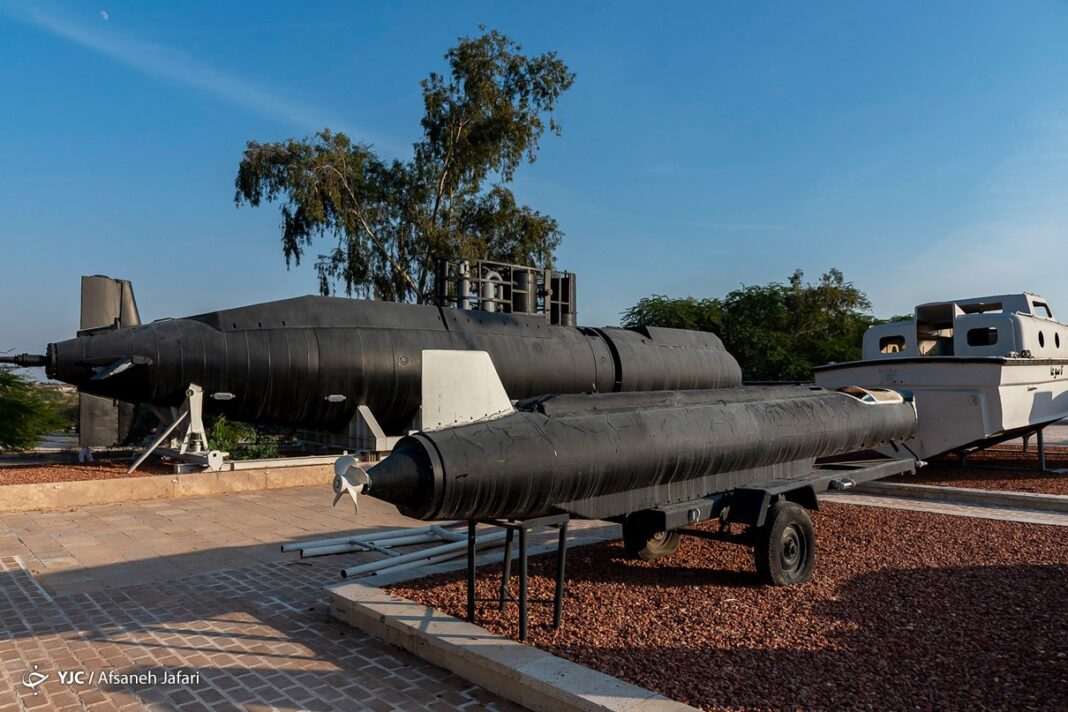 Old Mansion And Maritime Museum Side By Side In Bushehr - Iran Front Page