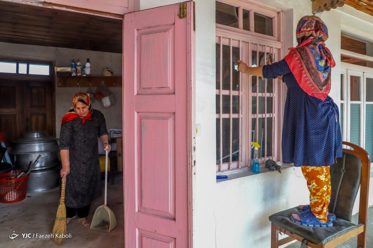 Pics: Iran Villagers Begin Spring House Cleaning Before Nowruz - Iran ...