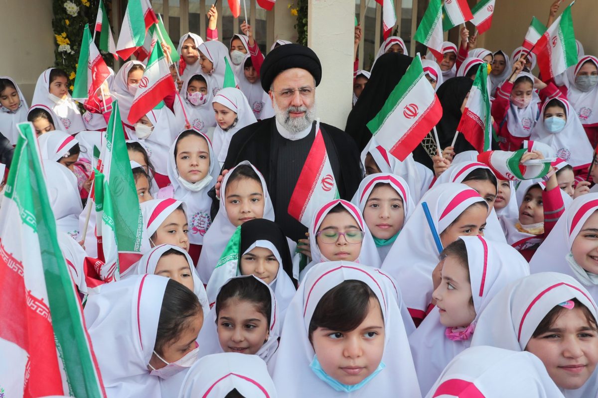 Iranian Students Start New School Year - Iran Front Page