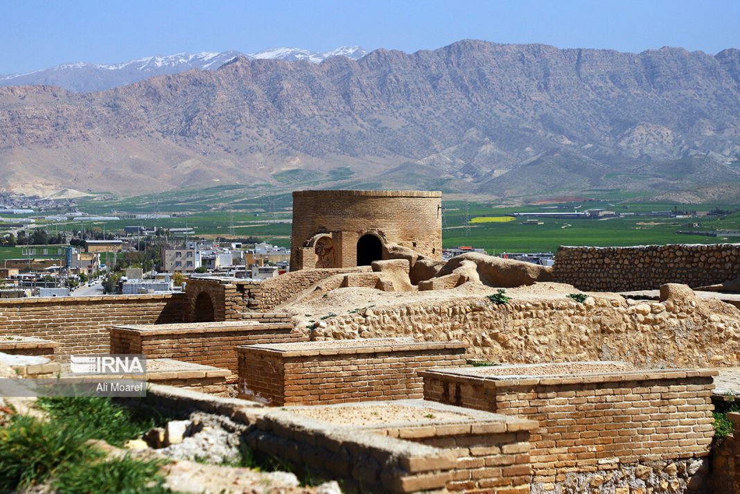 Iran Tourism: Izeh, City Of Ancient Stone Inscriptions, Rock-carvings ...