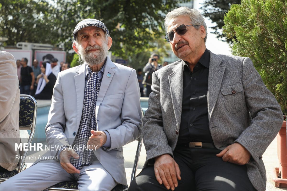 Iranian Actor, Ferdows Kaviani, Laid To Rest - Iran Front Page