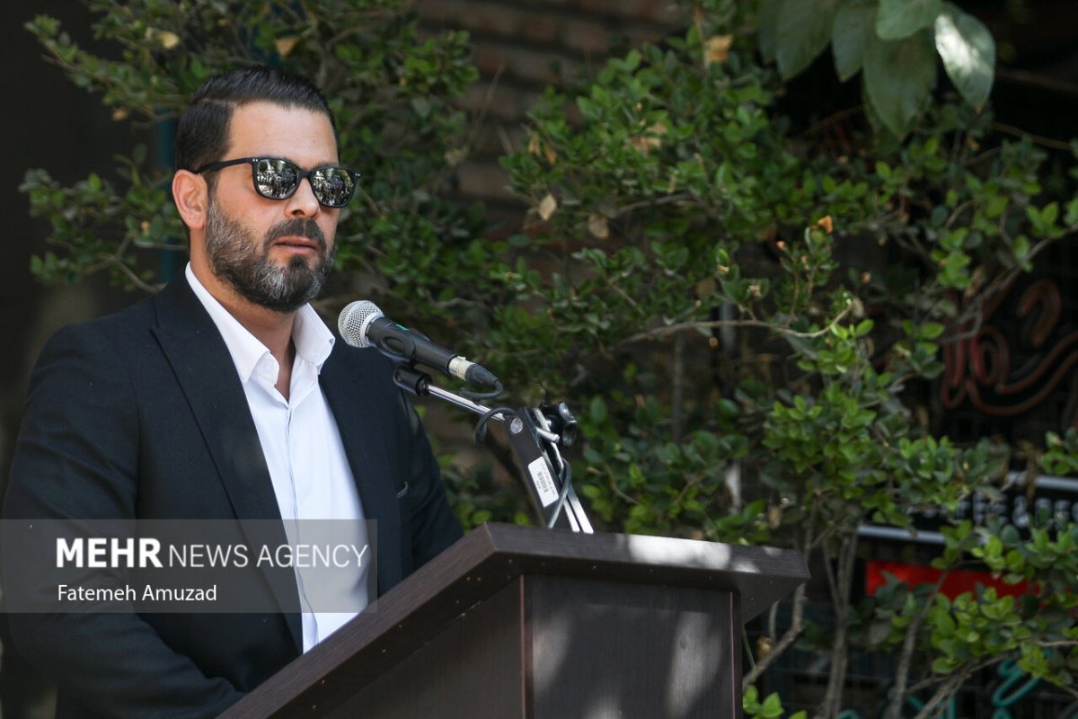 Iranian Actor, Ferdows Kaviani, Laid To Rest - Iran Front Page