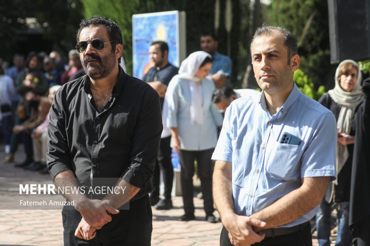 Iranian Actor, Ferdows Kaviani, Laid To Rest - Iran Front Page