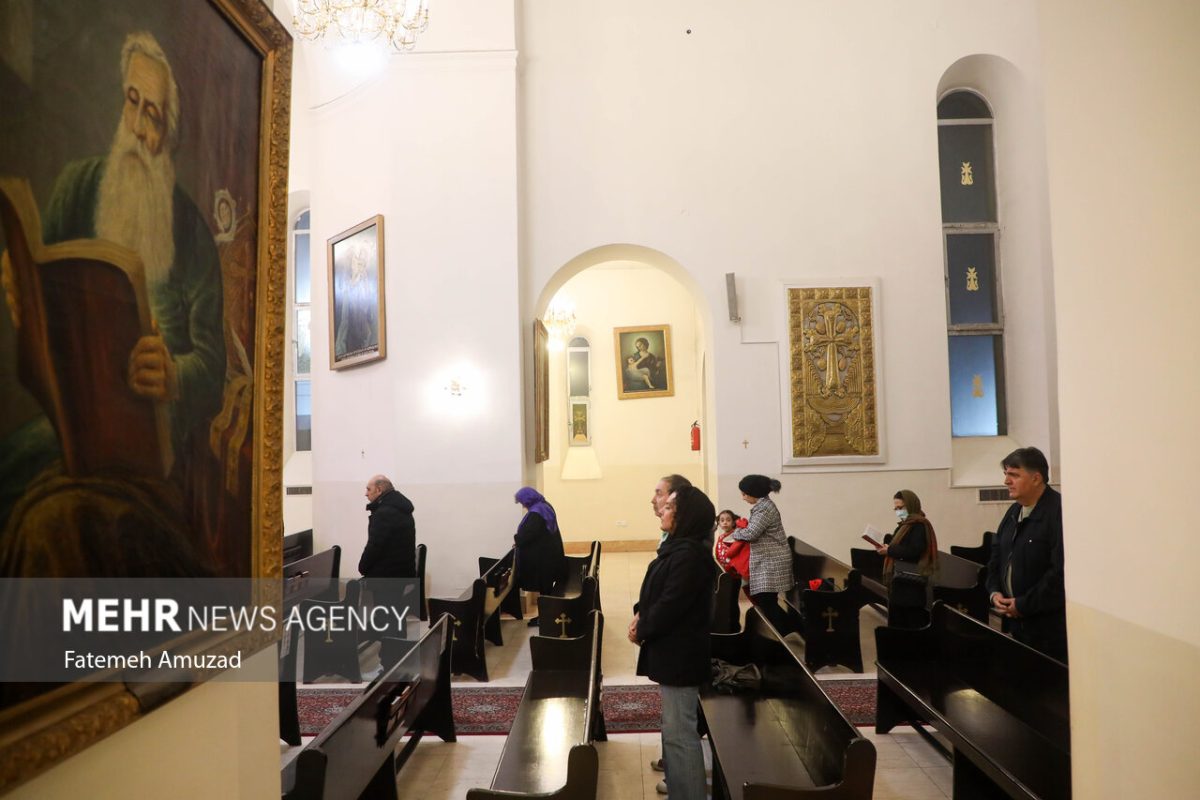 Christian Iranians Ring In New Year - Iran Front Page